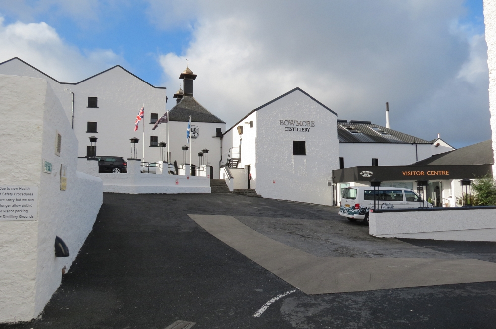 Whisky Tour – Bowmore Distillery | Whisky Gospel